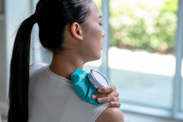 Dealing With Sore Shoulders from Bra Strap Syndrome - Front Room ...